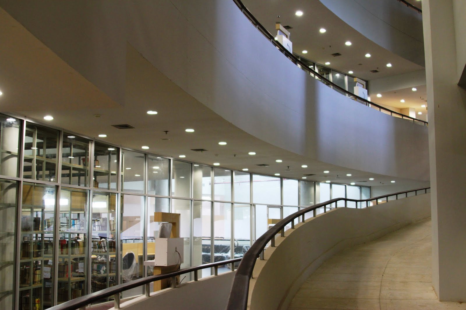 ARTIKEL TENTANG DEPOK: UNUVERSITAS INDONESIA PERINGKAT 25 KAMPUS ...