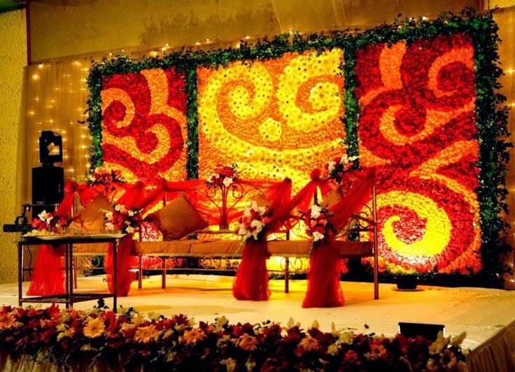 Wedding Snaps: Gaye Holud Stage DesignWedding Snaps