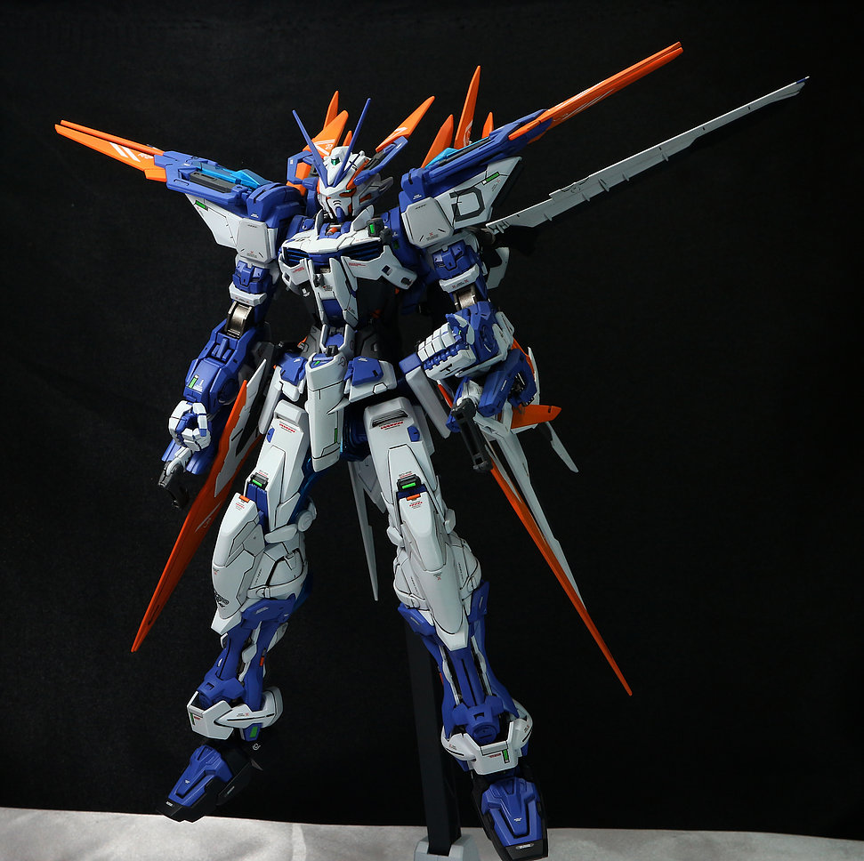 Custom Build: MG 1/100 Gundam Astray Blue Frame D