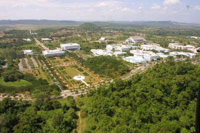 EXPERIENCE WITH GHOST IN UNIVERSITY: HISTORY OF UUM- THE BEGINNING OF ...