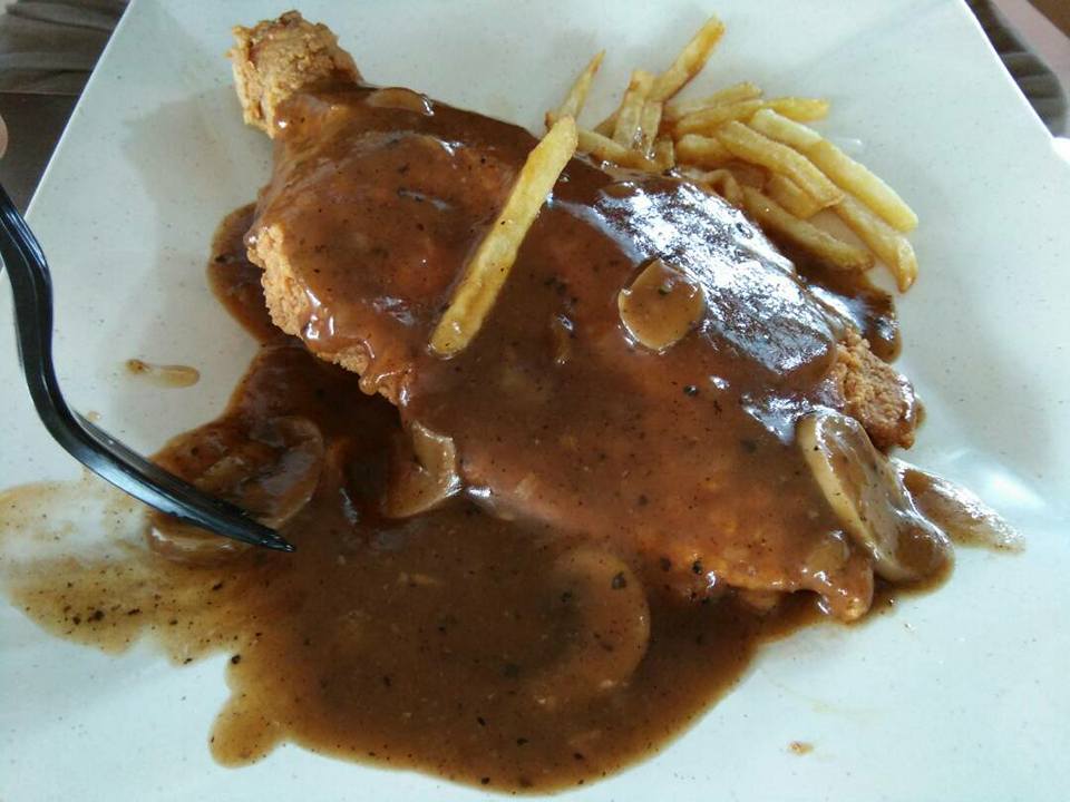 Johor Ke Terengganu.: Eddlee Fried Chicken Kota Bharu