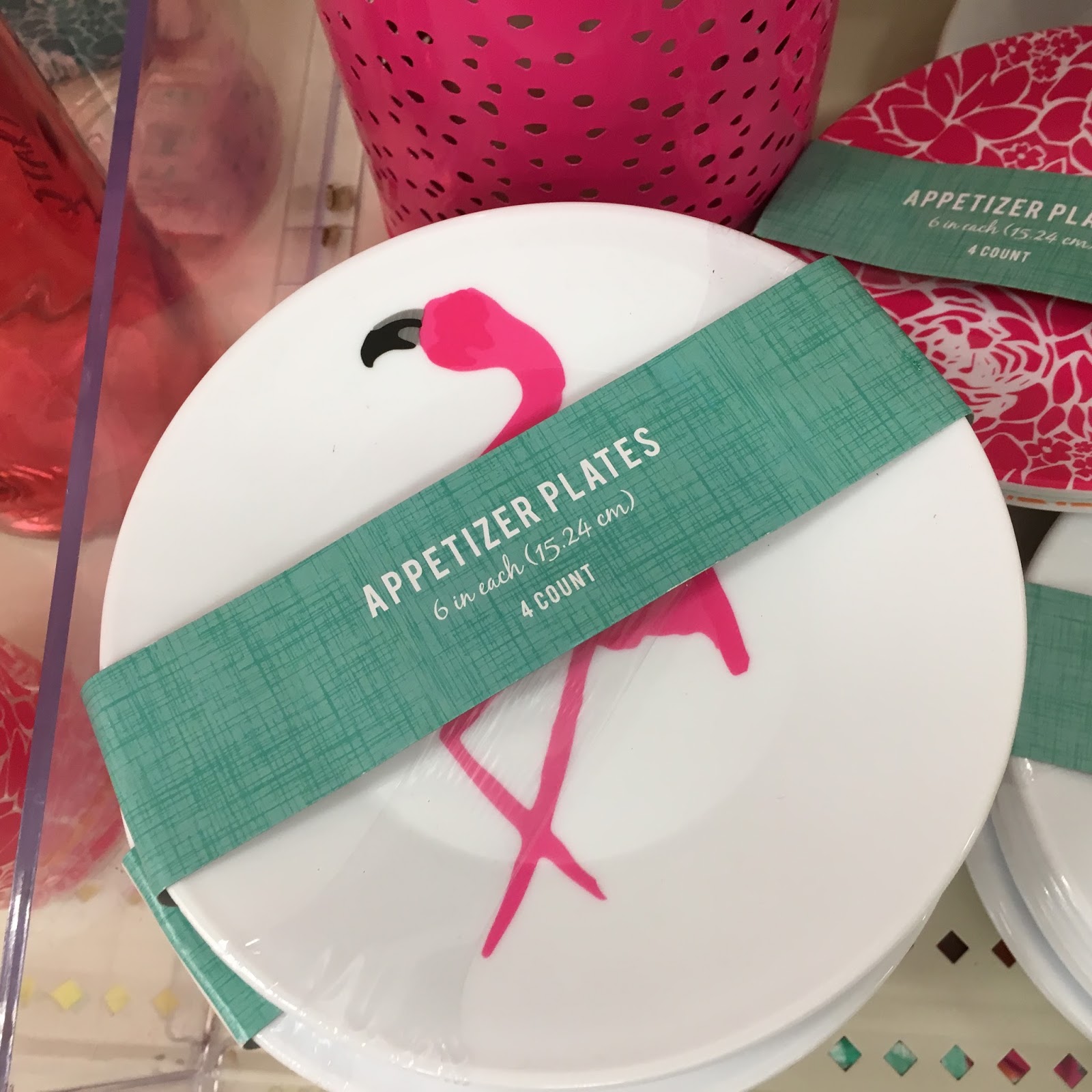 Tracy's Notebook of Style: NEW 25 Pics: Target Dollar Spot Pineapple ...