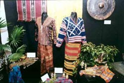 Make It Davao: Aldevinco Shopping Center - The Grand Bazaar of Davao