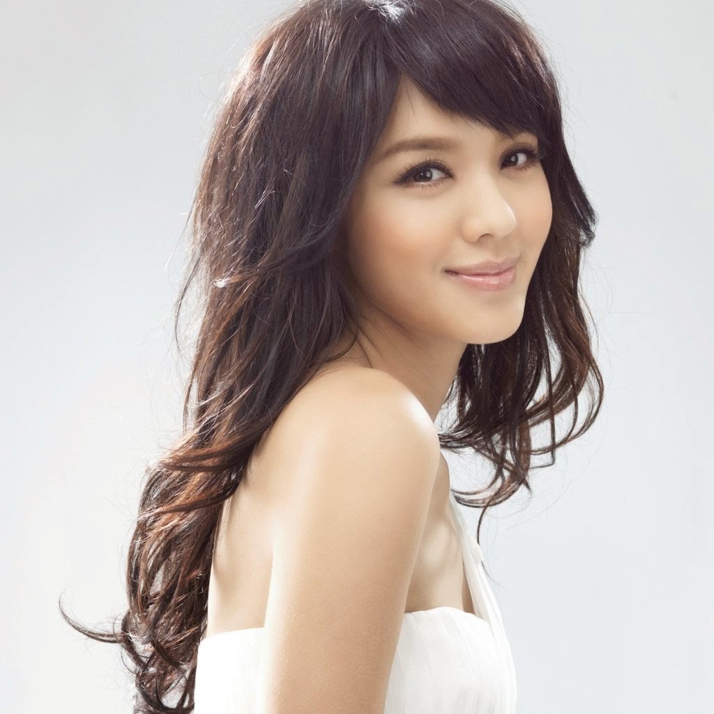 Asian Entertainment Experience: HK Artist Spotlight: Ella Koon