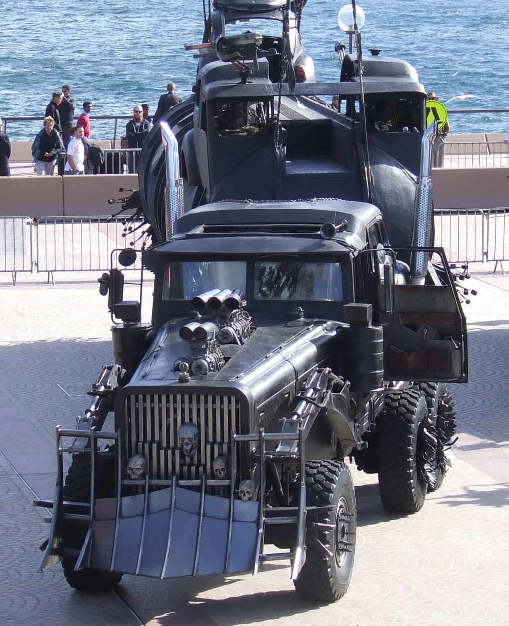 Fury Road Vehicles: The War Rig