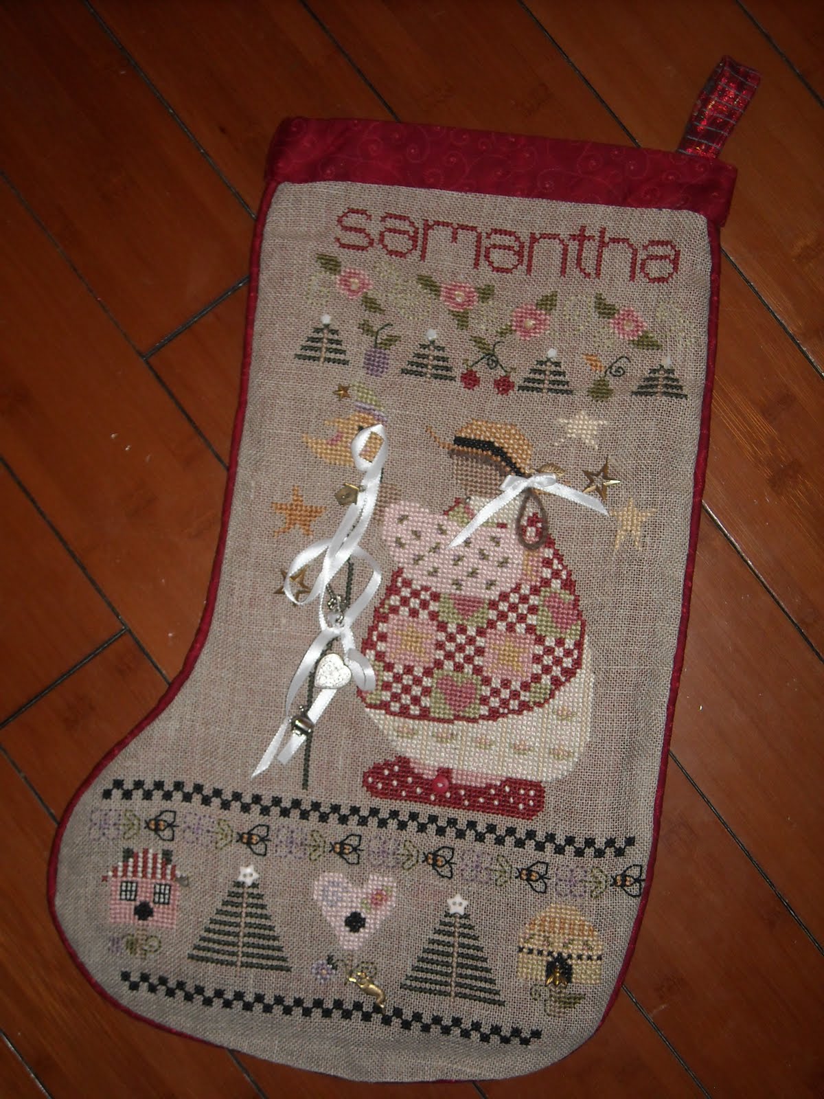 Vintage Holiday Memory Stockings: Vintage Stocking Examples