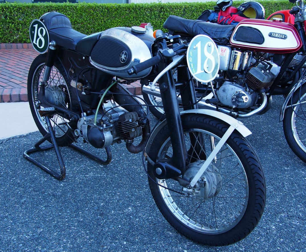 AKO-MOTORCYCLE: ヤマハオールド2stミーティング さぁん