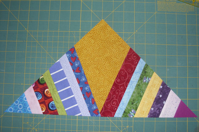 Elizabeth's Quilt Projects: String Piecing Spider Web Blocks