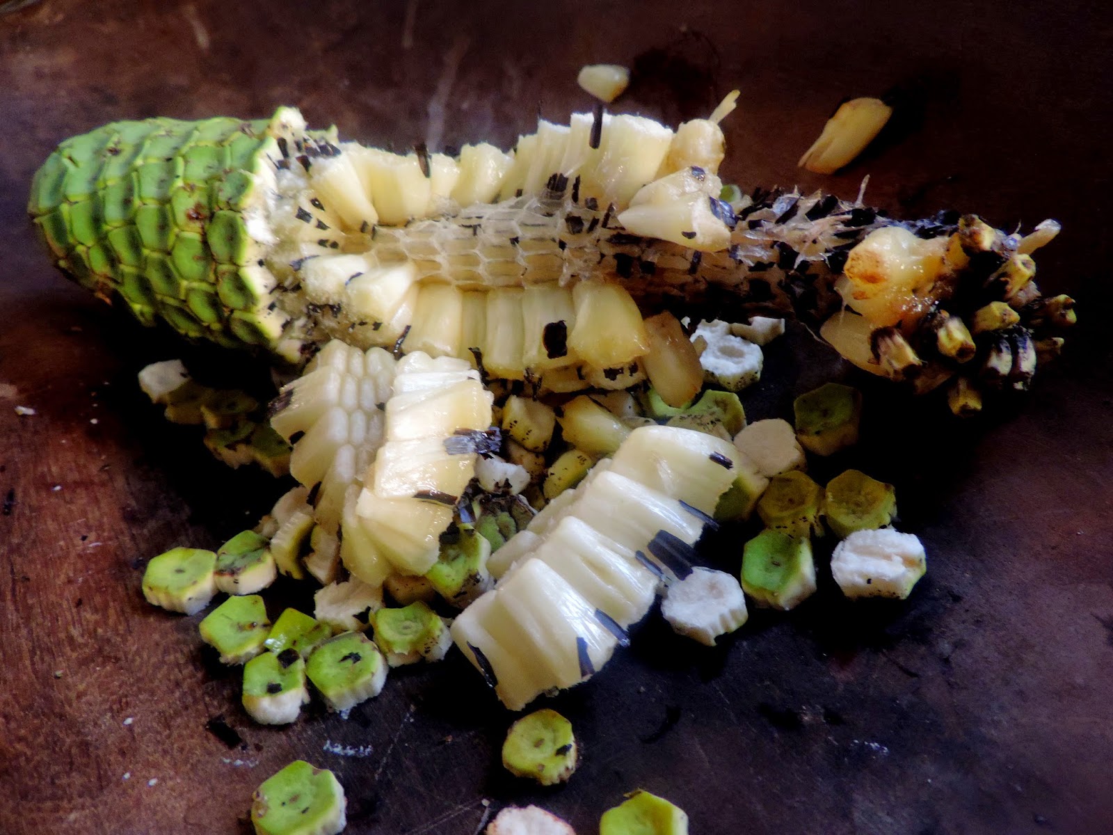 come-se: A fruta deliciosa. Monstera deliciosa. Compota de deliciosa