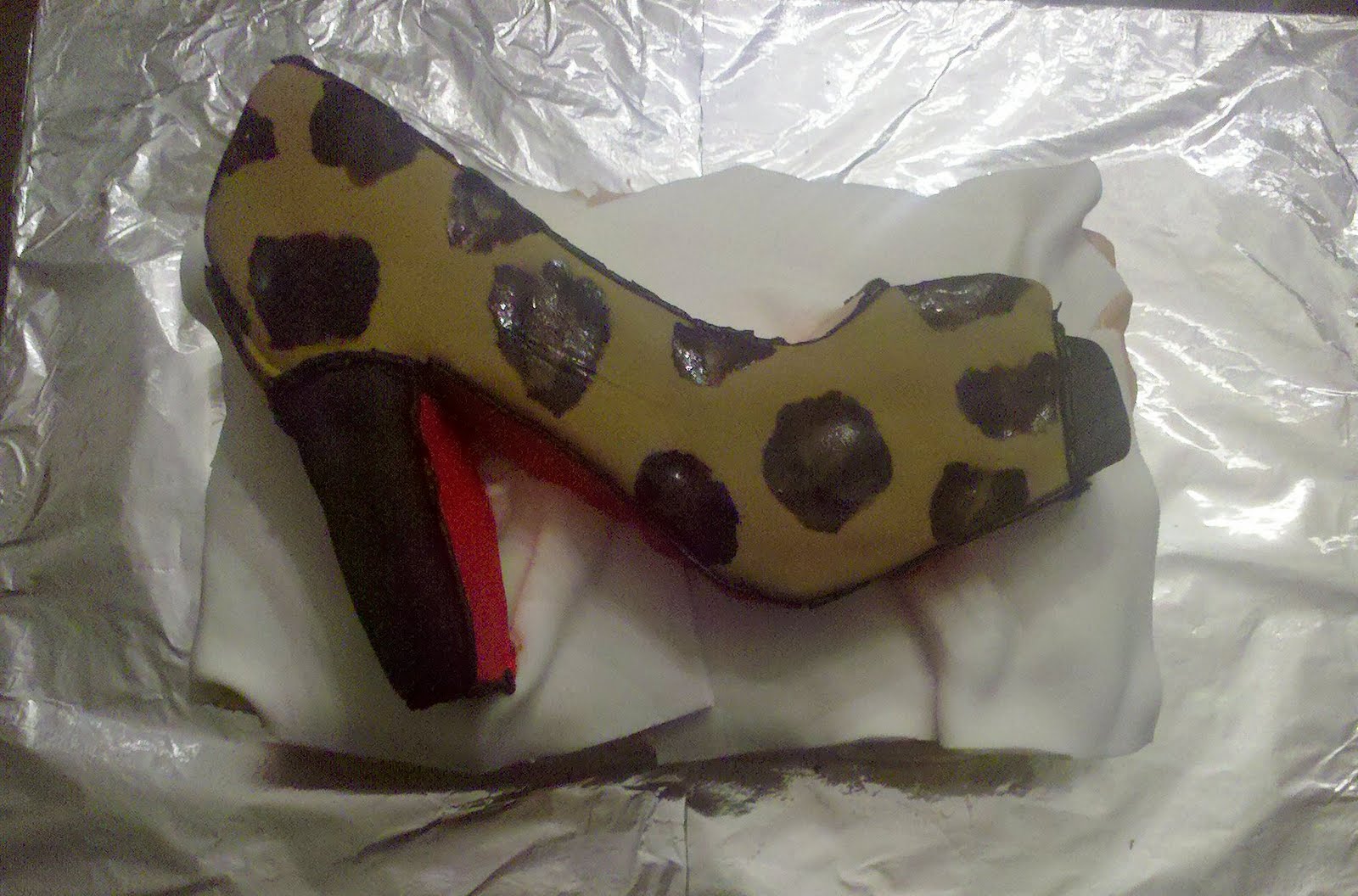 Sar.N.Dipity Creations: Kesha's Shoe Cake