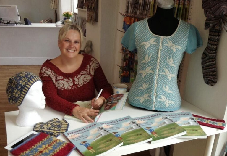 A Woolly Yarn: Ann Kingstone Announces Yorkshire Knitting Tour
