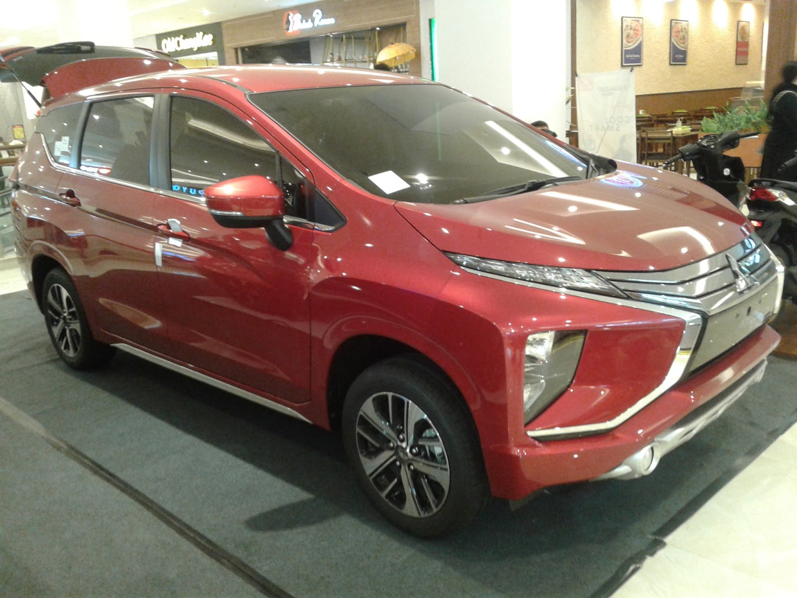 MITSUBISHI Srikandi Diamond Motors