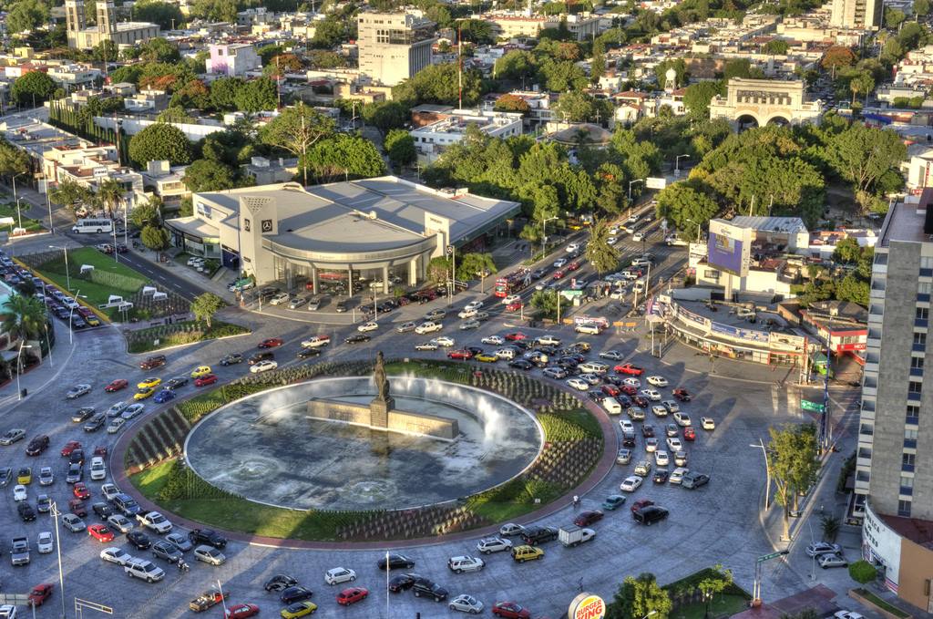 GUADALAJARA AYER Y HOY: GLORIETA MINERVA