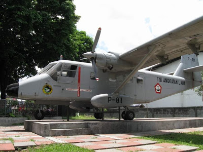 AIRPLANE SCALE MODELKIT: GAF N-22 Nomad