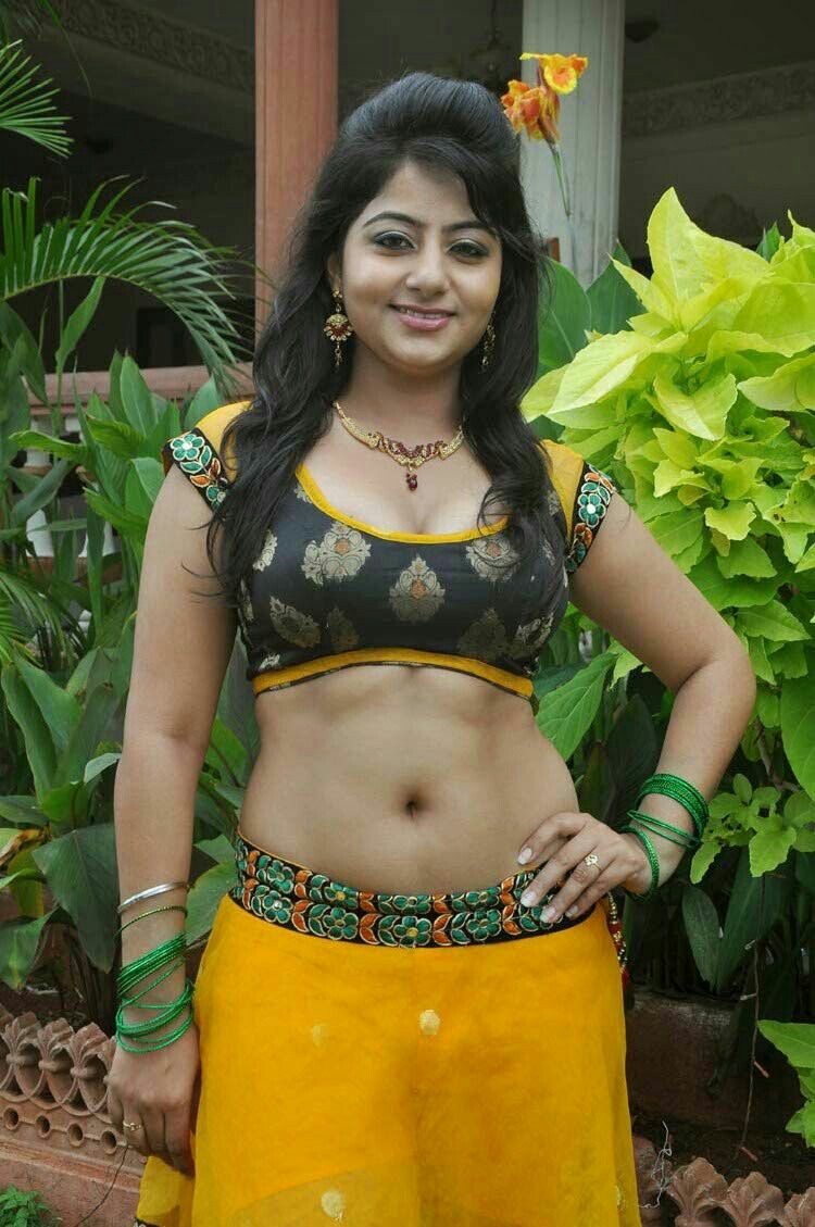 Cute And Hot Indian Beauties Rarest Photos ~ Facts N Frames Movies Music Health Tech