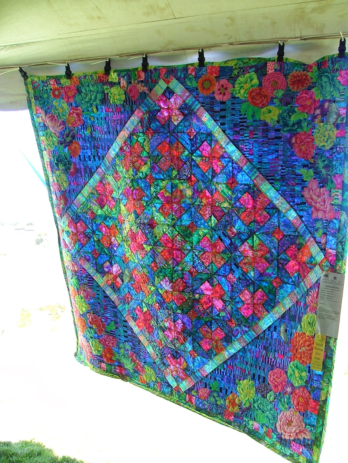 Michele Bilyeu Creates *With Heart and Hands*: Sisters Outdoor Quilt ...