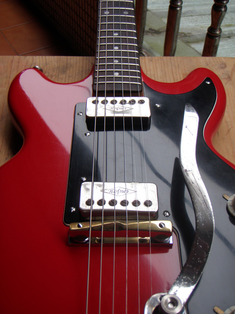 Hofner Colorama II restoration project (part 20) - Putting it all back ...