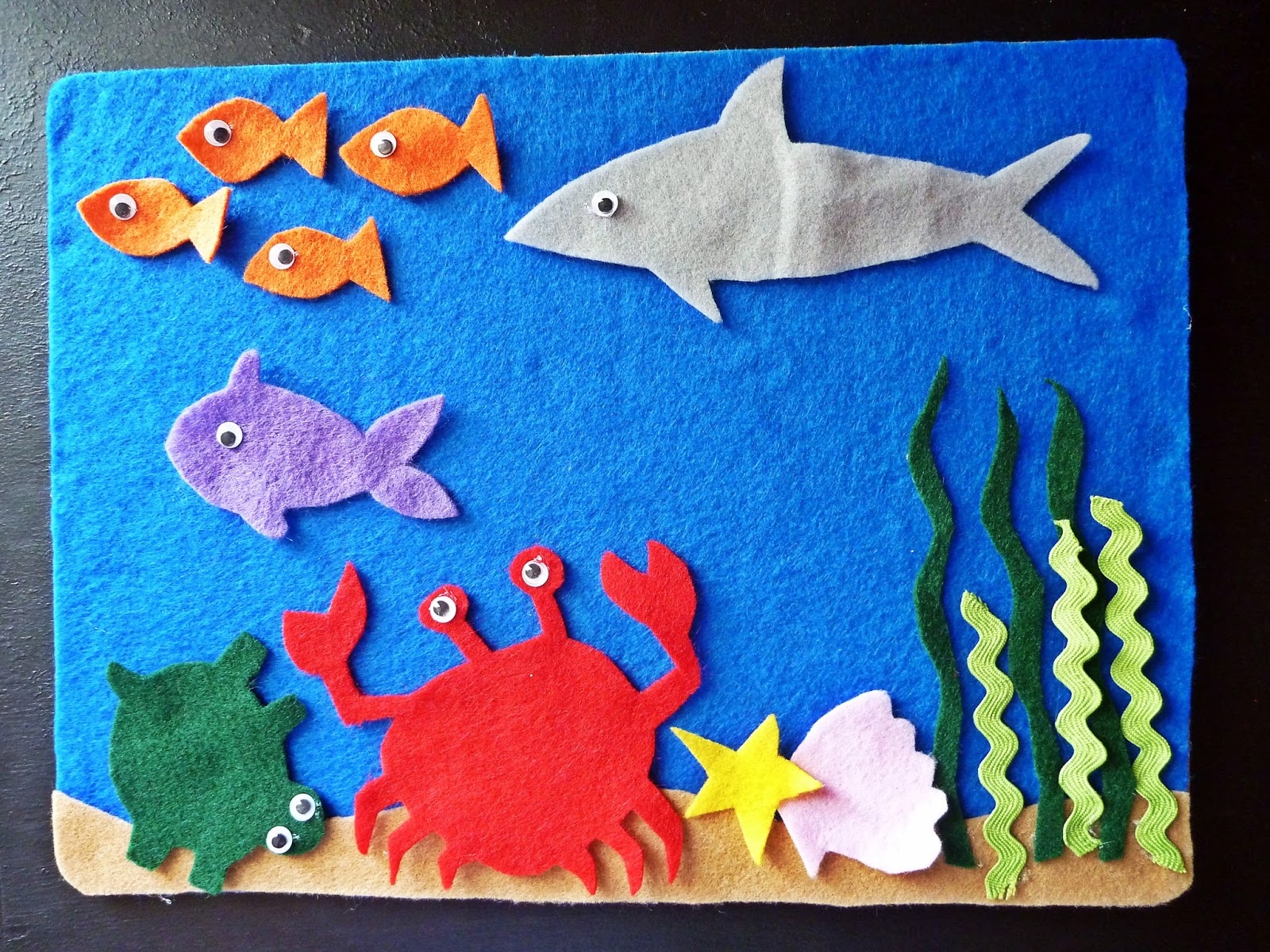Lisa Bonita: "Under the Sea" Felt Board (To Go)