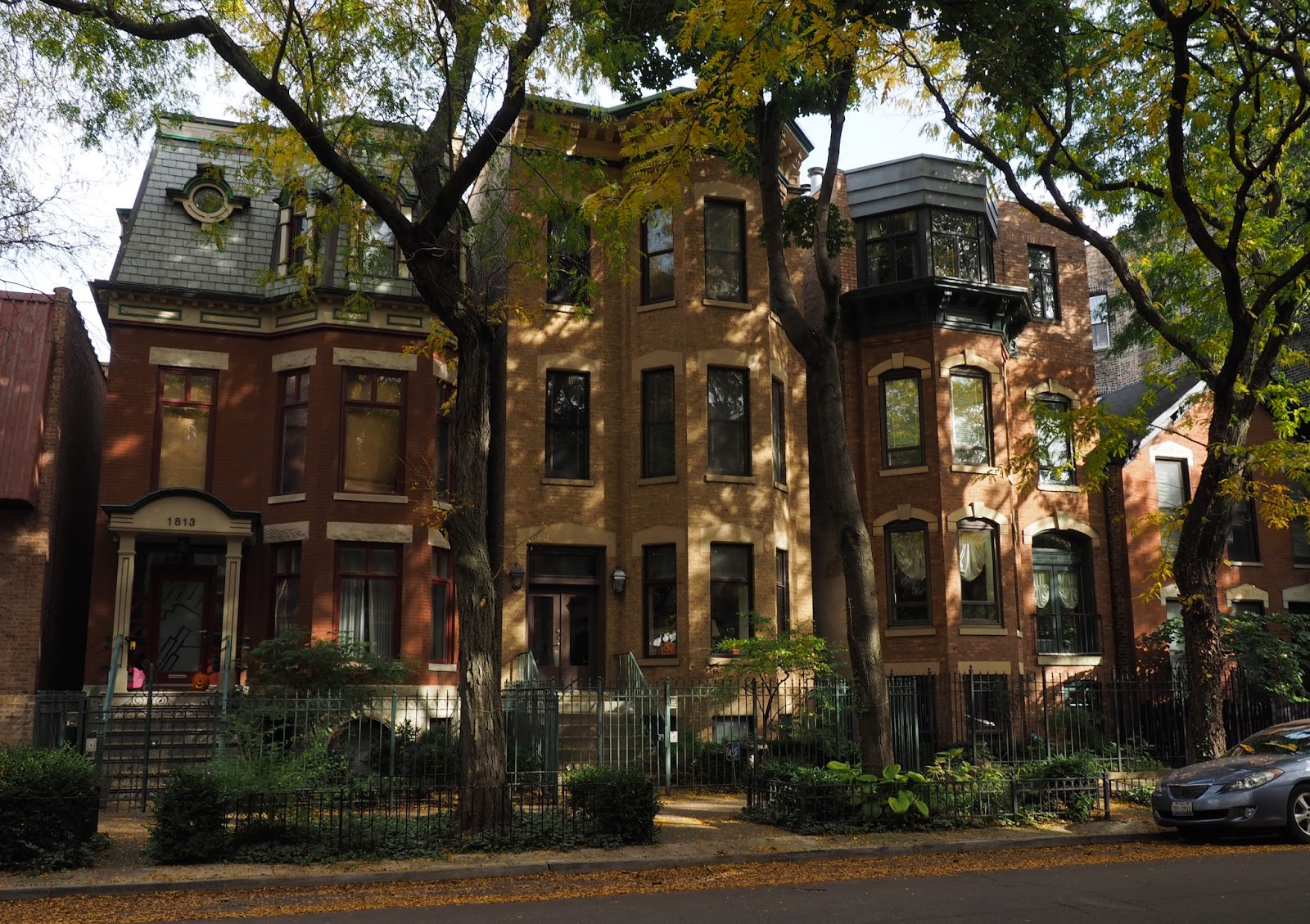 TravelSkite: Second City stars