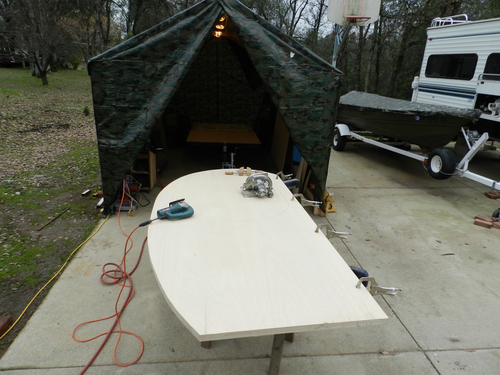 Ed's Teardrop Trailer Project: Trailer Construction