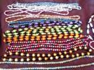 Djonou, ou les perles au hanches