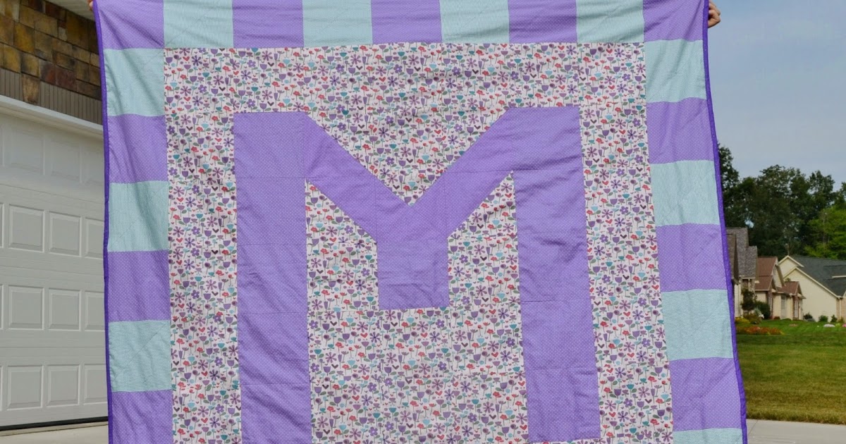 de Jong Dream House: Quilt #6: Molly's Monogram Quilt
