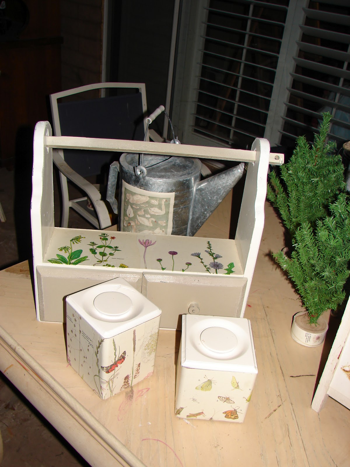 My Dear Trash: Welcome to my world Modge Podge