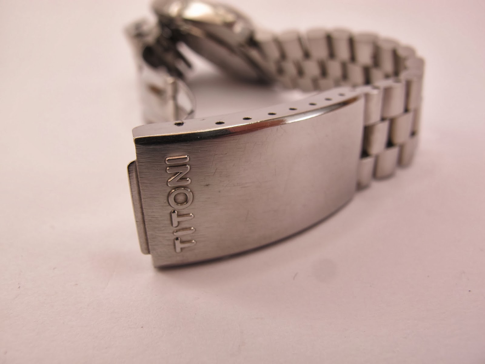 watchopenia: Titoni Cosmo Sixty Six: The Double Double.....