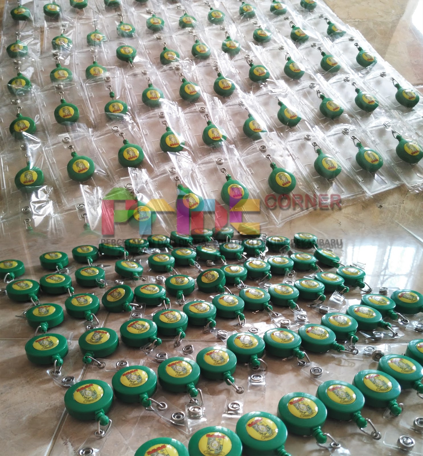 JUAL SARANG ID CARD + STIKER TIMBUL LOGO DI PEKANBARU ~ Print Corner