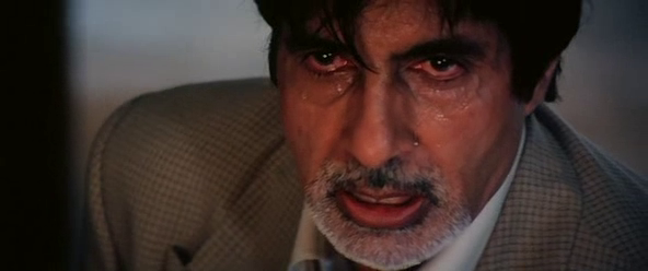 Watching Asia Film Reviews: Aankhen (2002) [Film Review]