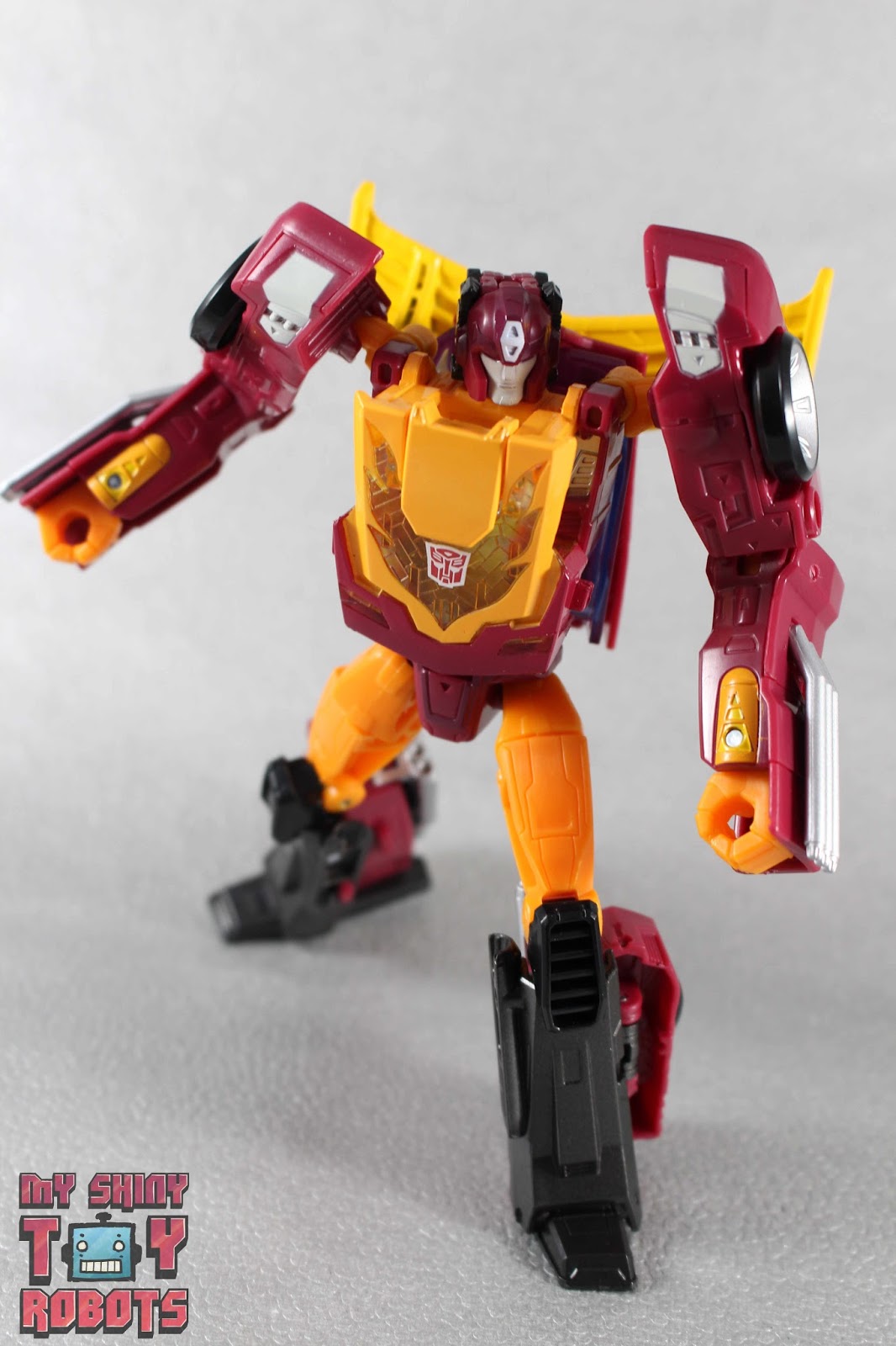 My Shiny Toy Robots: Toybox REVIEW: Transformers Legends LG-45 ...