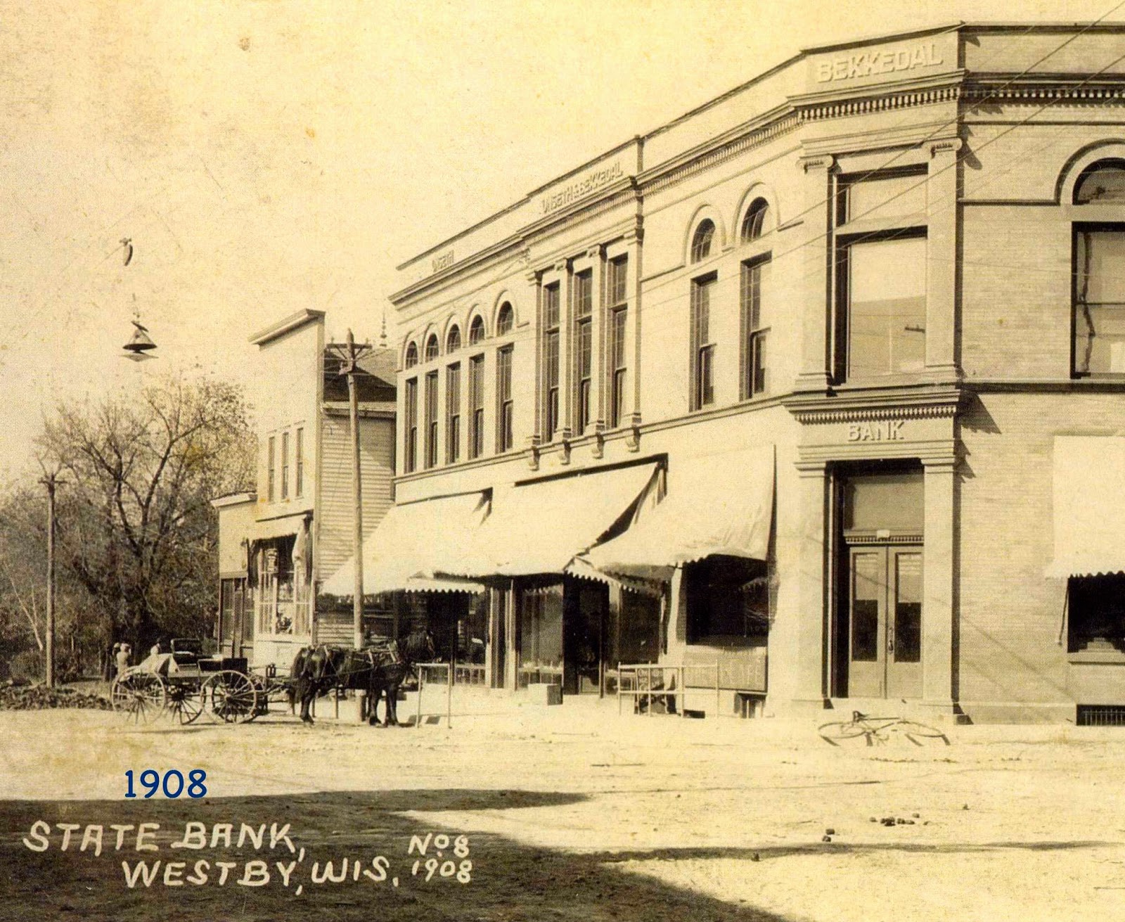 Westby, Wisconsin Remembered: Unseth Bekkedal Block