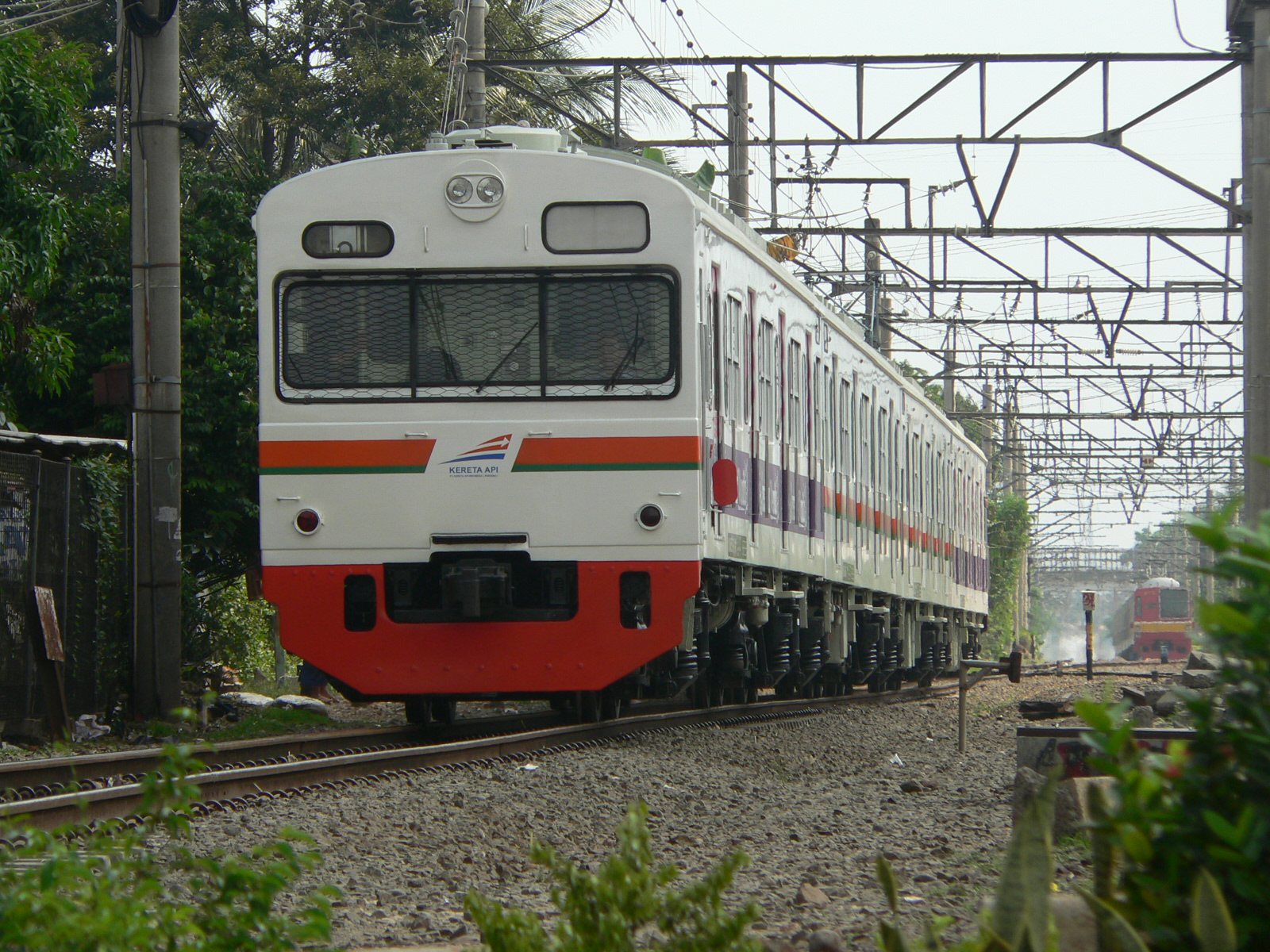 インドネシア鉄道ファン: Trial Run Seri 103 Ex-JR East 103 E21F | 元JR東日本103系ケヨE21の試運転