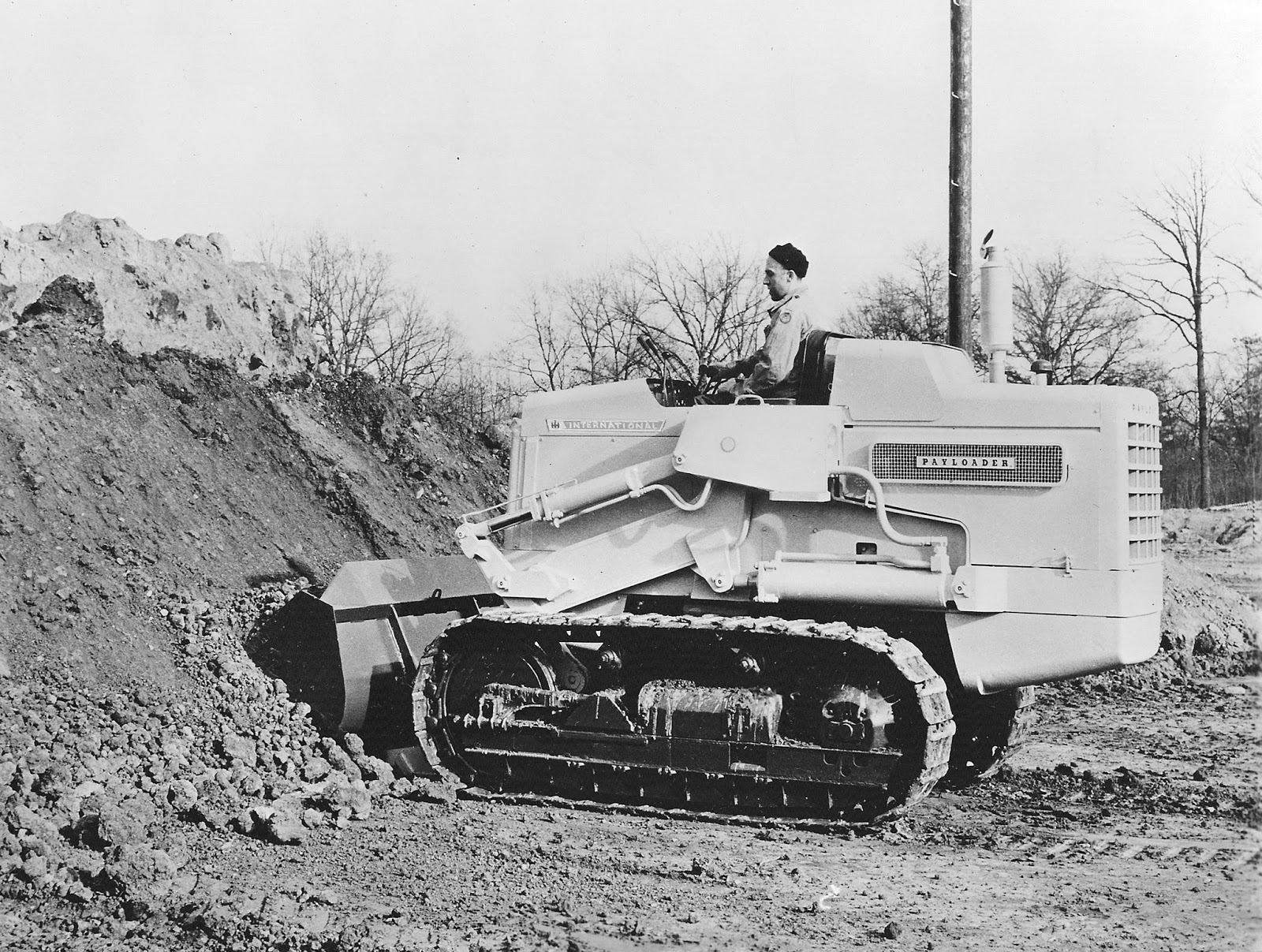 Maarakennus koneita.: DROTT - IH (Jumbo Sicam, France)