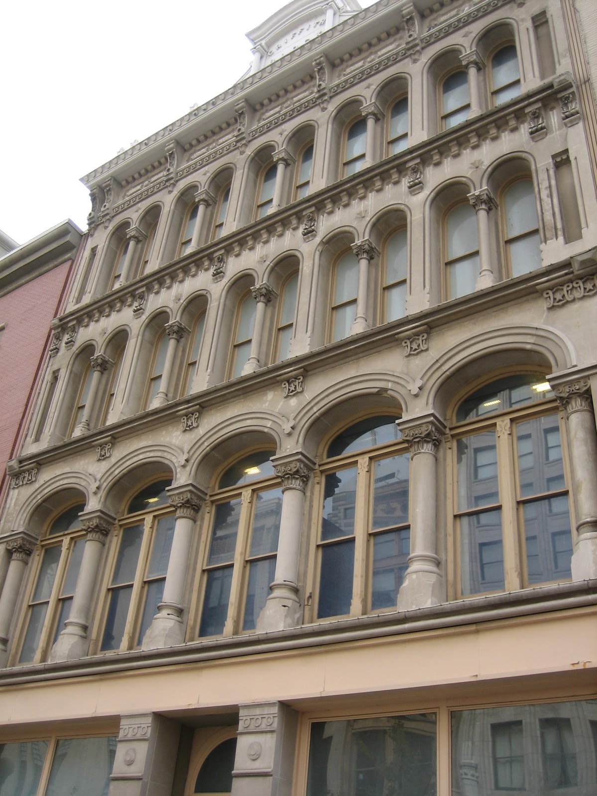 Walkabout With Wheels Blog: Architecture in Downtown Indianapolis, Indiana