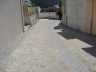 ΔΙΑΜΟΡΦΩΣΗ ΕΞΩΤΕΡΙΚΩΝ ΧΩΡΩΝ.ΚΥΒΟΛΙΘΟΙ,ΠΛΑΚΕΣ,ΚΡΑΣΠΕΔΑ,ΠΛΑΚΑΚΙΑ ΚΑΙ ΛΟΙΠΑ.