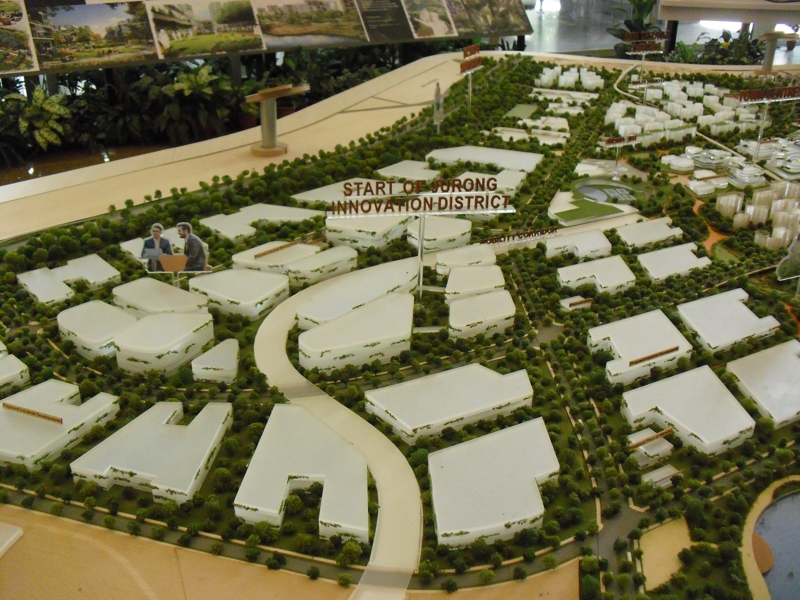 88URAnus88: Models of Tengah (Forest Town) at HDB Hub