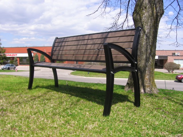 Classic Displays: The Importance of Accessibility