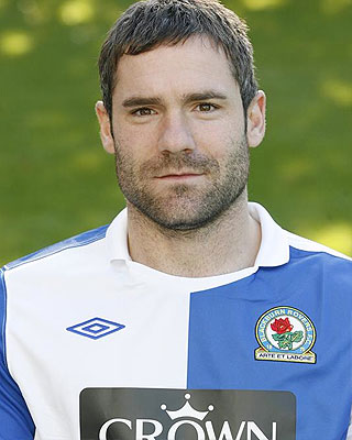 Footballers Biography: David Dunn Biography