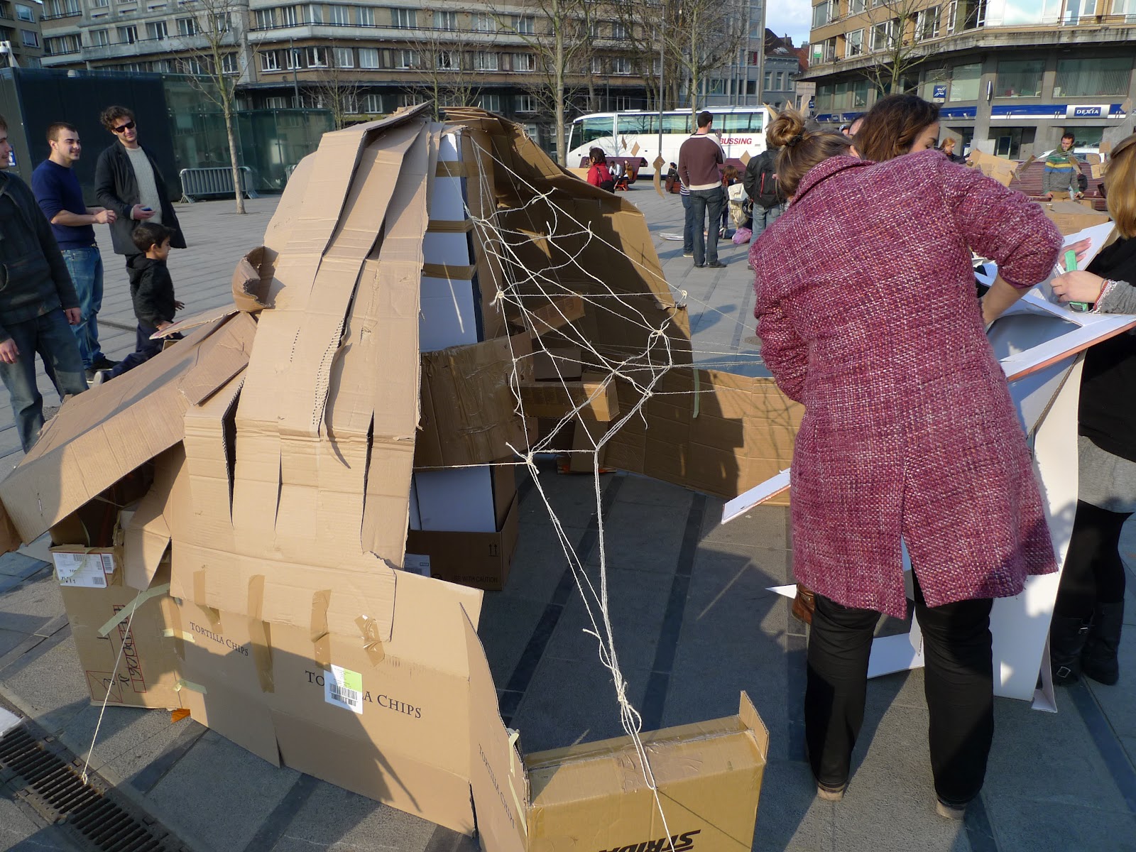 La Cartonnerie: CARTON PLEIN A BRUXELLES