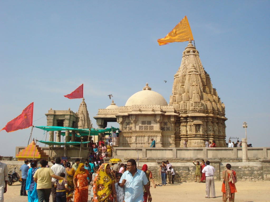 travelogue: Gujarat Visit(Part 1) : Dwarka, Somnath And Gir Lion Reserve