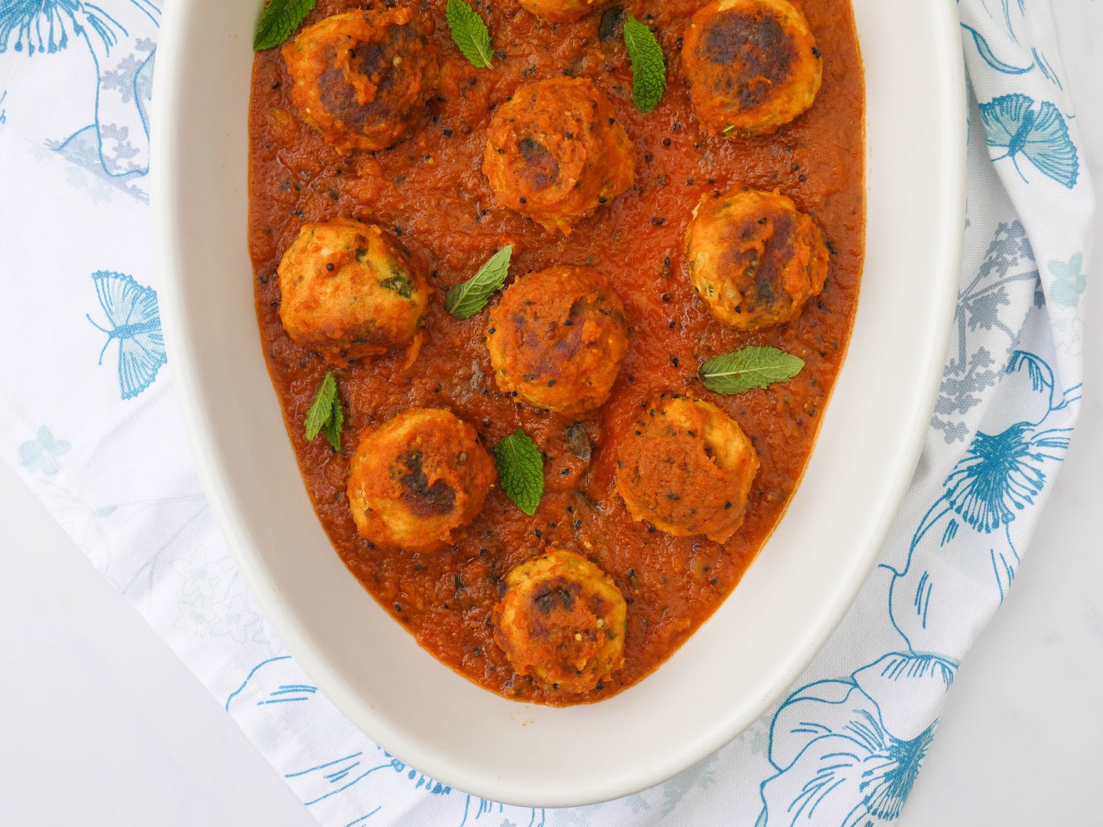 This Muslim Girl Bakes: Fish Kofta Curry.