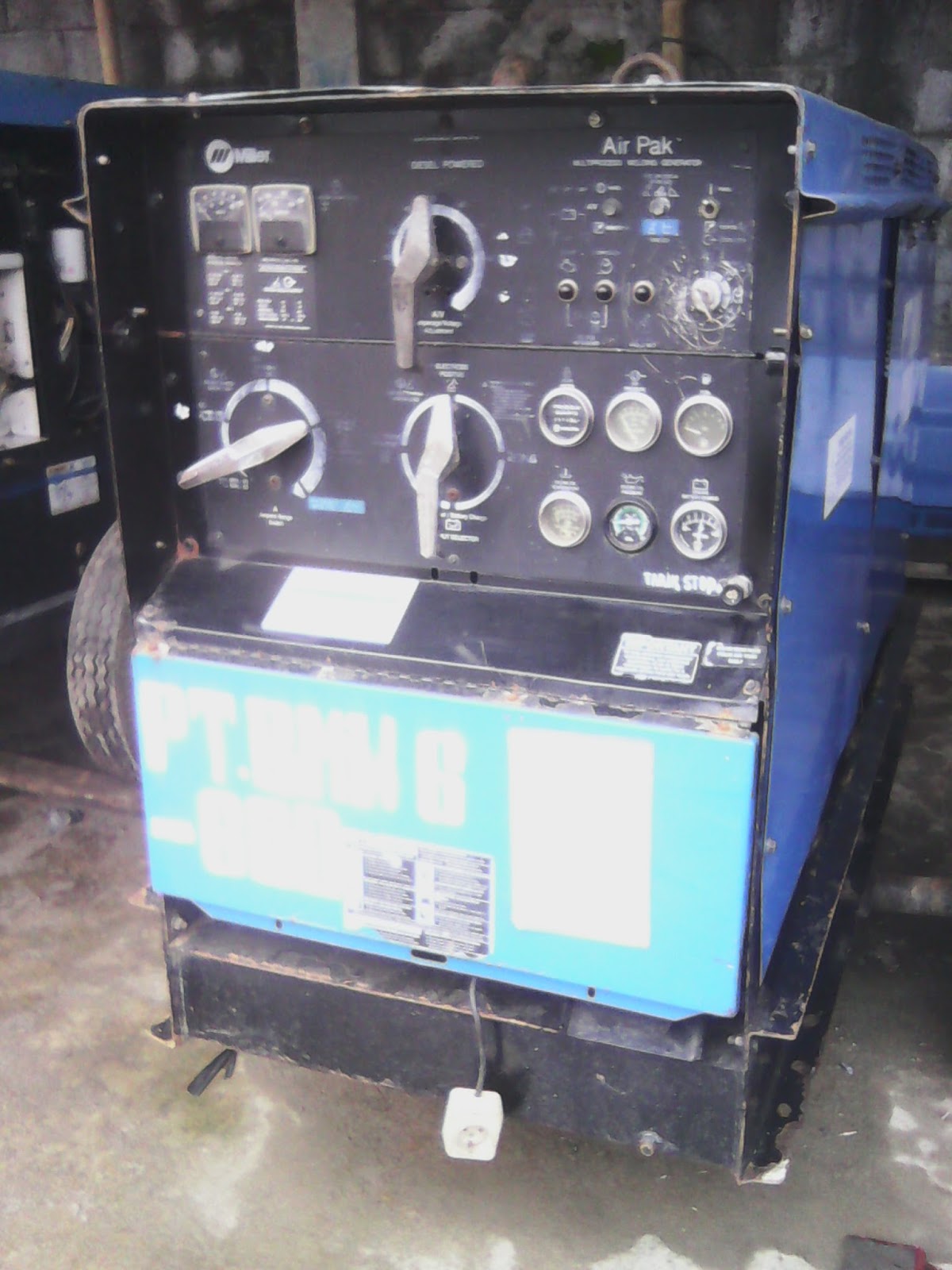 Sewa mesin las welding engine 400 Ampere bigblue Miller 400 dx untuk ...