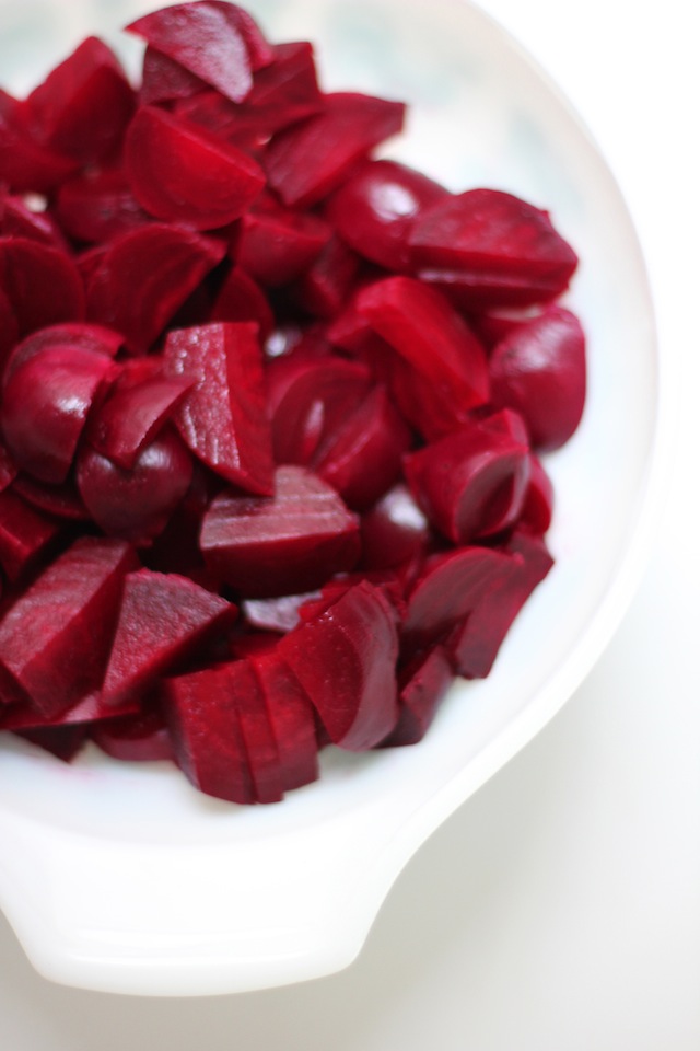 pretty things & potty mouths: nonna's summer beet salad.