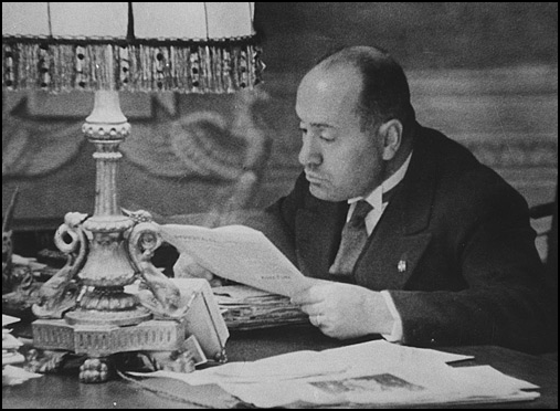 The Washington Chestnut: Il Donald / Il Duce - Dear Nationalist Leader ...