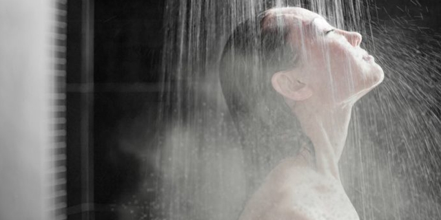 Conoce 6 beneficios de las duchas con agua caliente