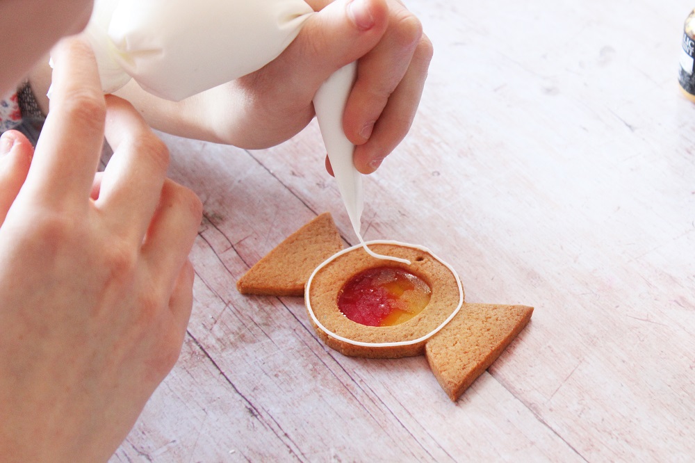 Biscuiteers Stained Glass Window Biscuit: How To - Claire Justine