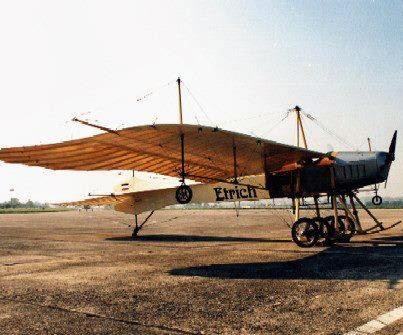 Building a 1912 Taube Airplane
