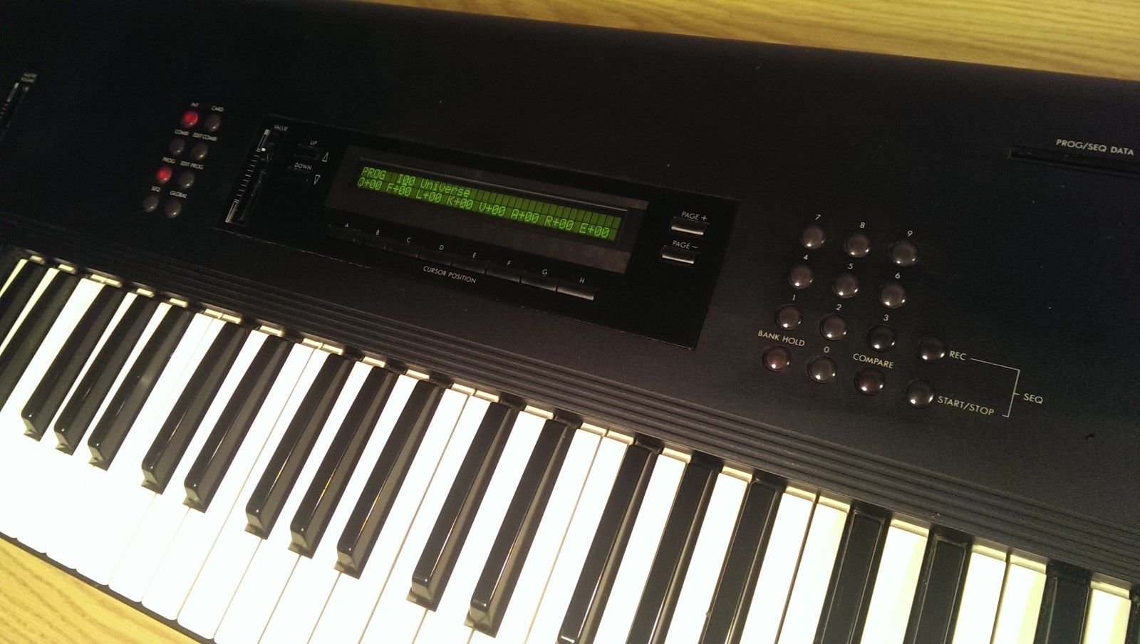 MATRIXSYNTH: Korg M1 Keyboard / Synthesizer / Workstation SN 068790