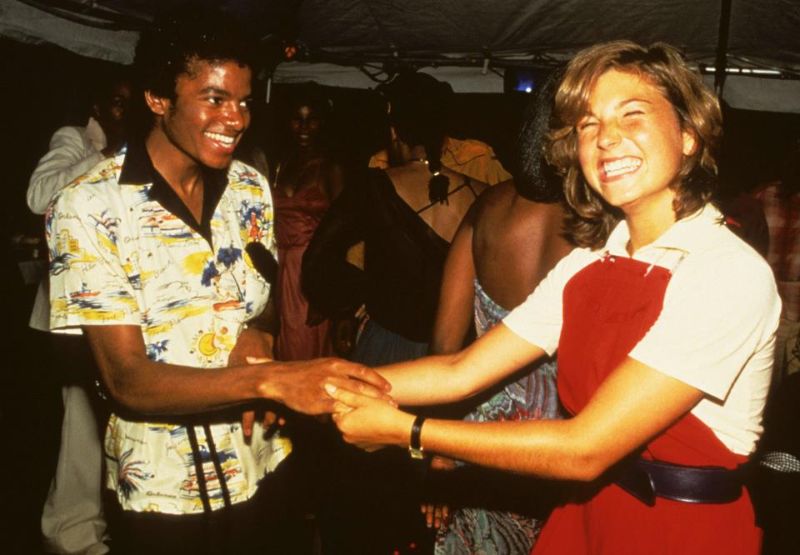 Intimate Photos of Michael Jackson and Tatum O' Neal at a Party in 1979 ...